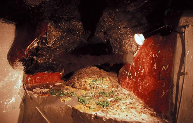The Cave of Blood in Damascus: When Qabil Killed His Brother Habil ...